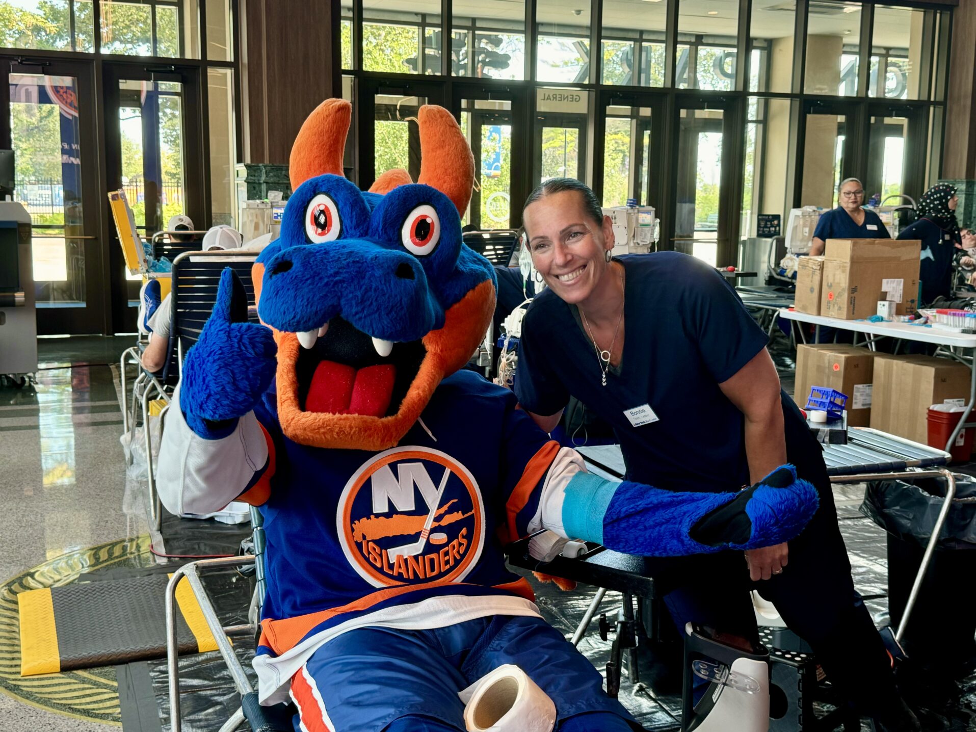 NEW YORK BLOOD CENTER AND NEW YORK ISLANDERS TEAM UP TO SAVE LIVES AT ...